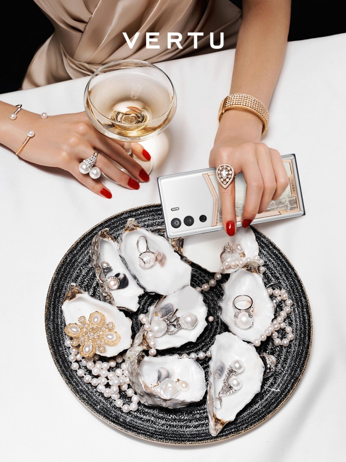 ‘VERTU’ ปลุกตำนานสมาร์ตโฟนลักซ์ชัวรี่สุดล้ำ รองรับระบบ Blockchain และ Web3! พร้อมแต่งตั้ง วีเอส ...